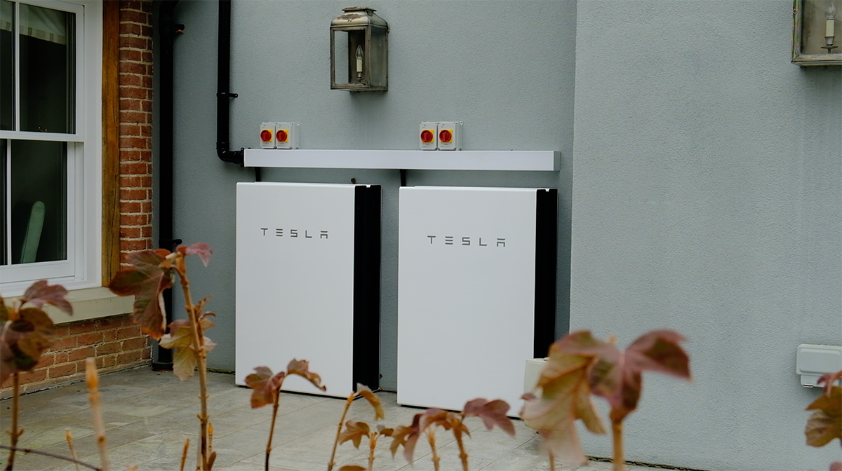 Residential case study: solar PV installation in Kent - TLGEC Renewable ...